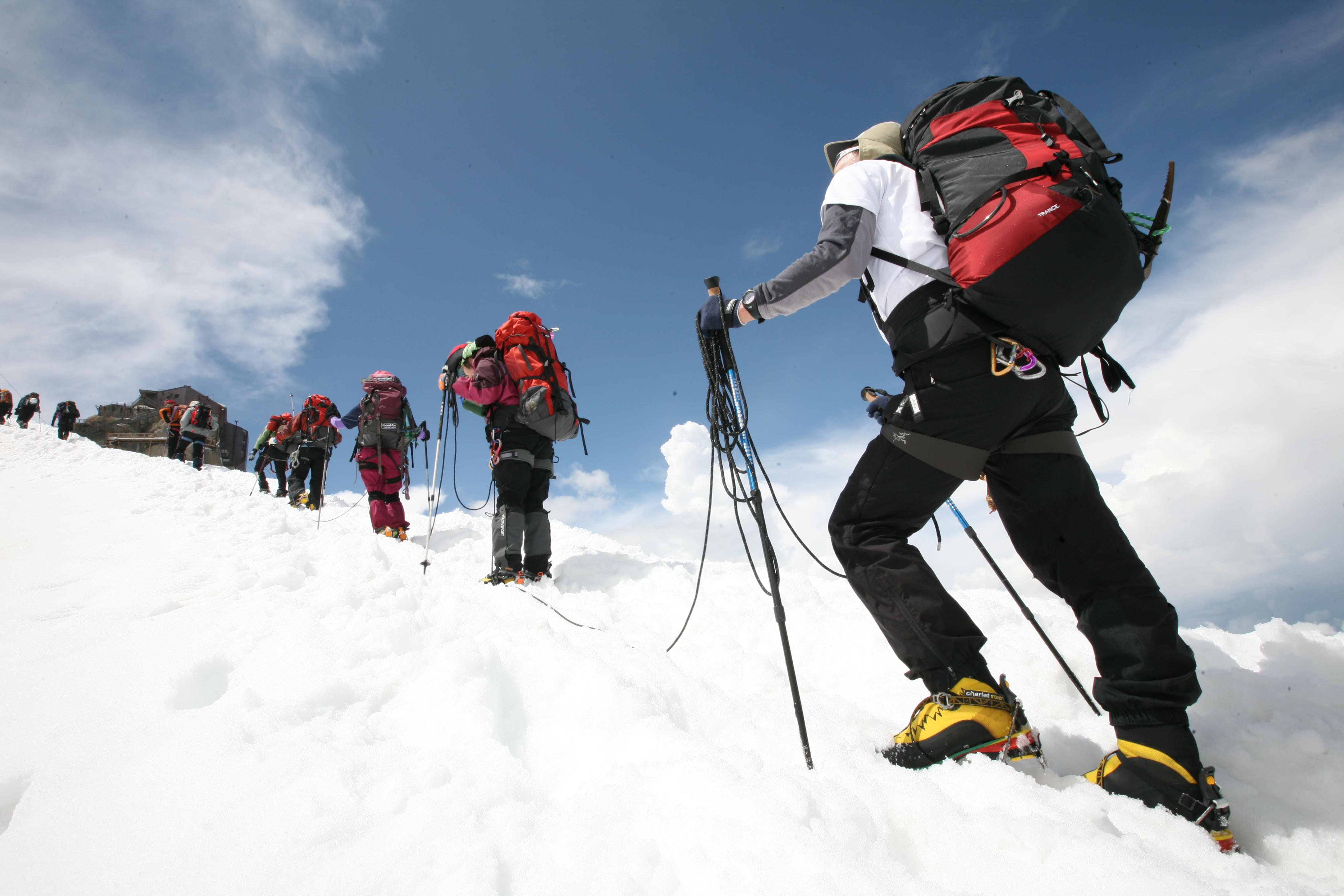 Youngone - World Class Manufacturing - Home